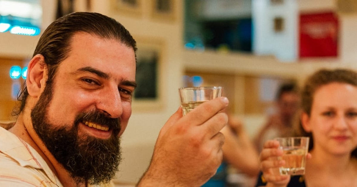Atena: seara greceasca in baruri si taverne - Travel Mood